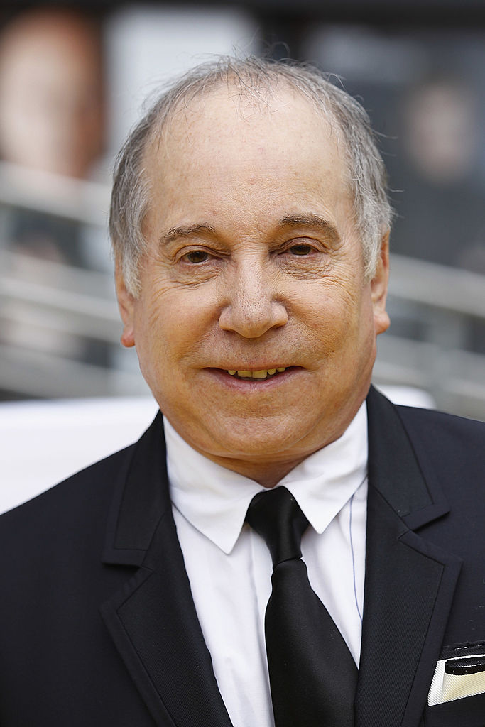 81-Year-Old Paul Simon Experienced Sudden Hearing Loss While Recording ...
