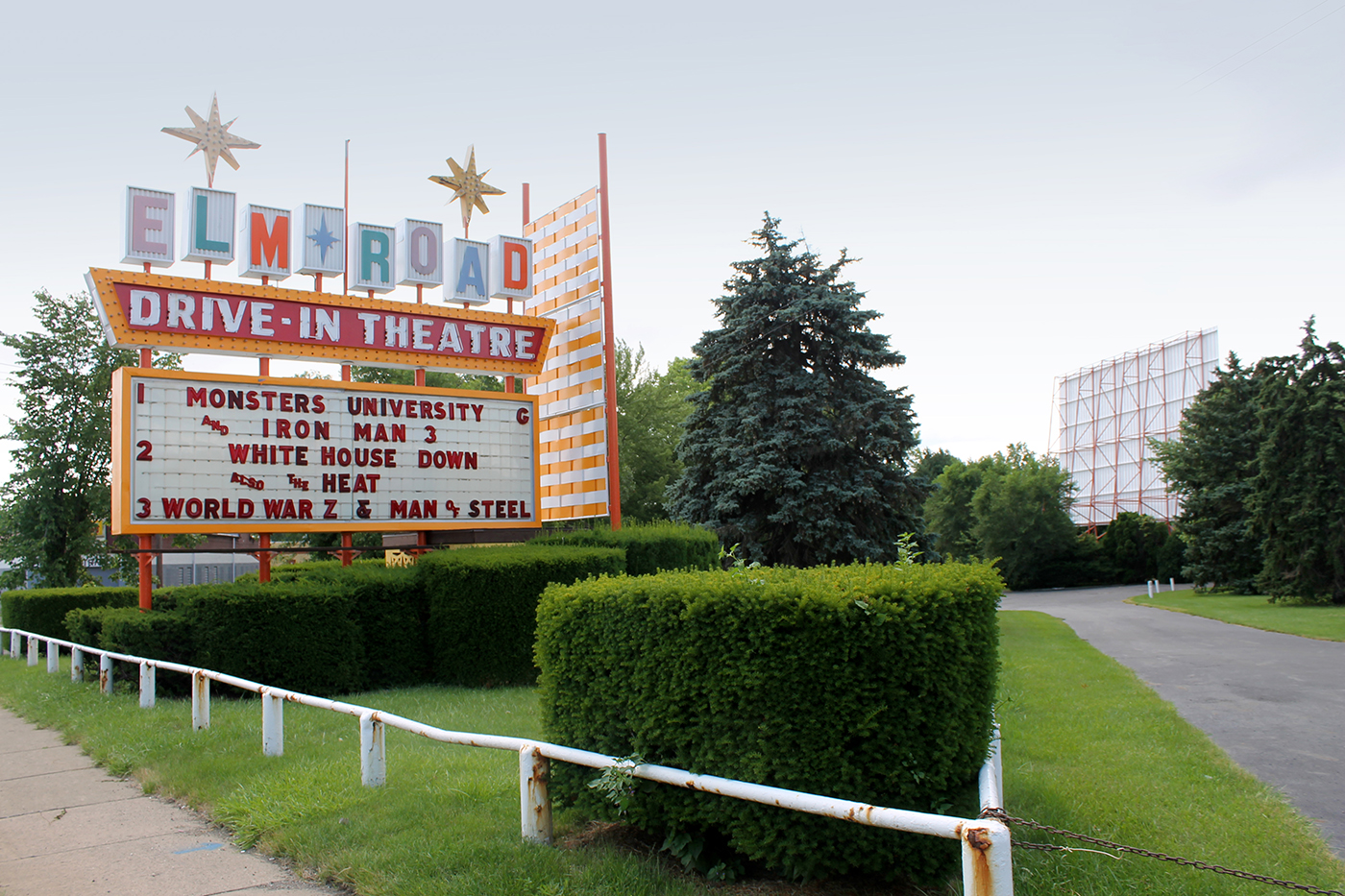 Looking for a Drive-In Movie Theater? Here are the Ones Still Operating ...