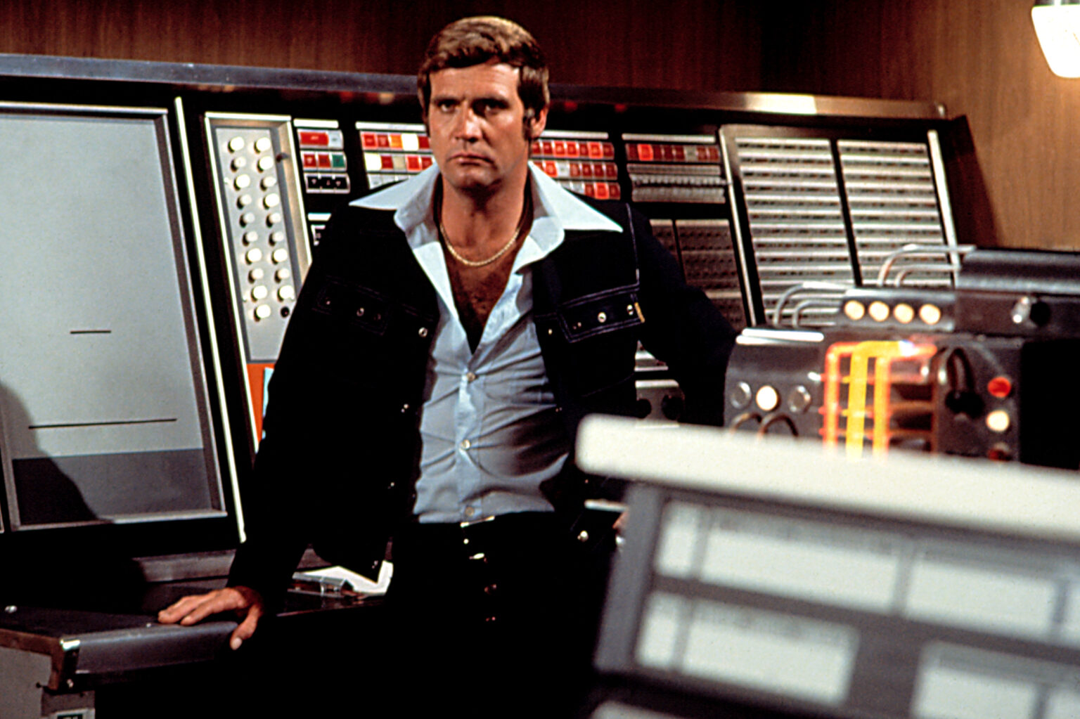 'The Six Million Dollar Man' & 'The Bionic Woman' Everyones Favorite ...