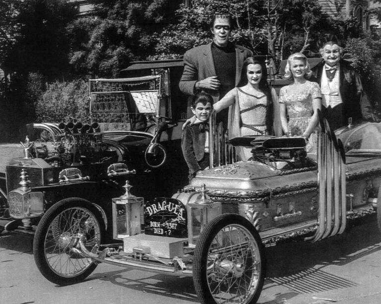 The Youngest Star of 'The Munsters,' Butch Patrick, Shares His Stories ...