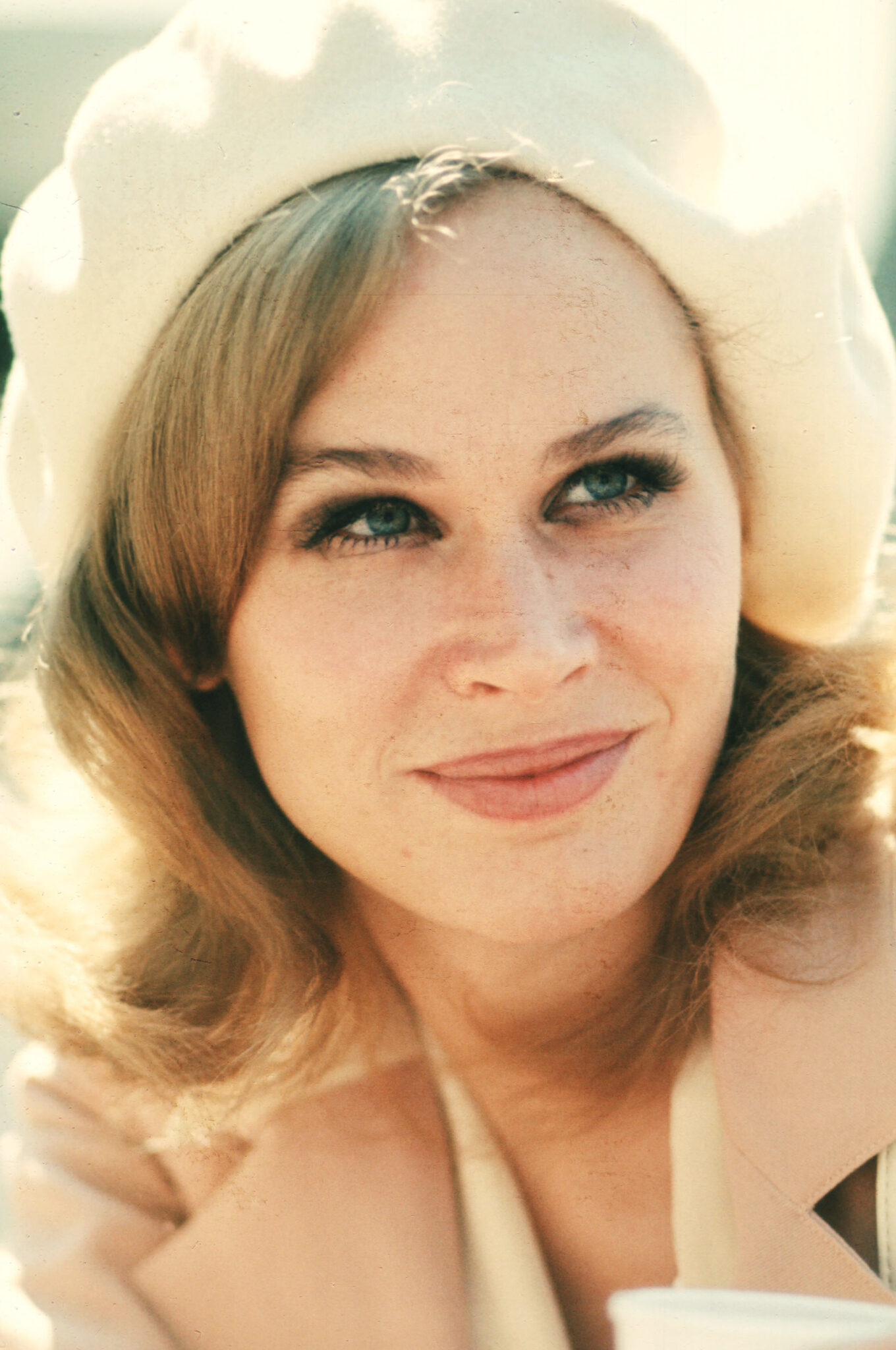 Bombshell B-Movie Queens: Remember These Familiar Faces?