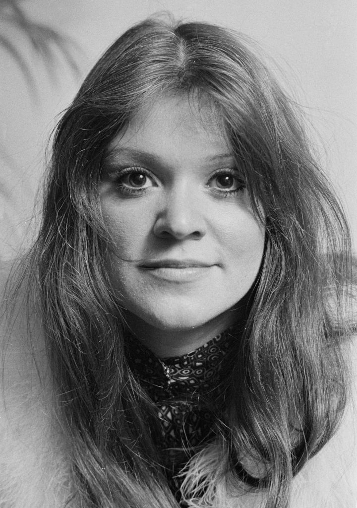 Melanie, Singer Best Known for “Brand New Key” Dies at 76