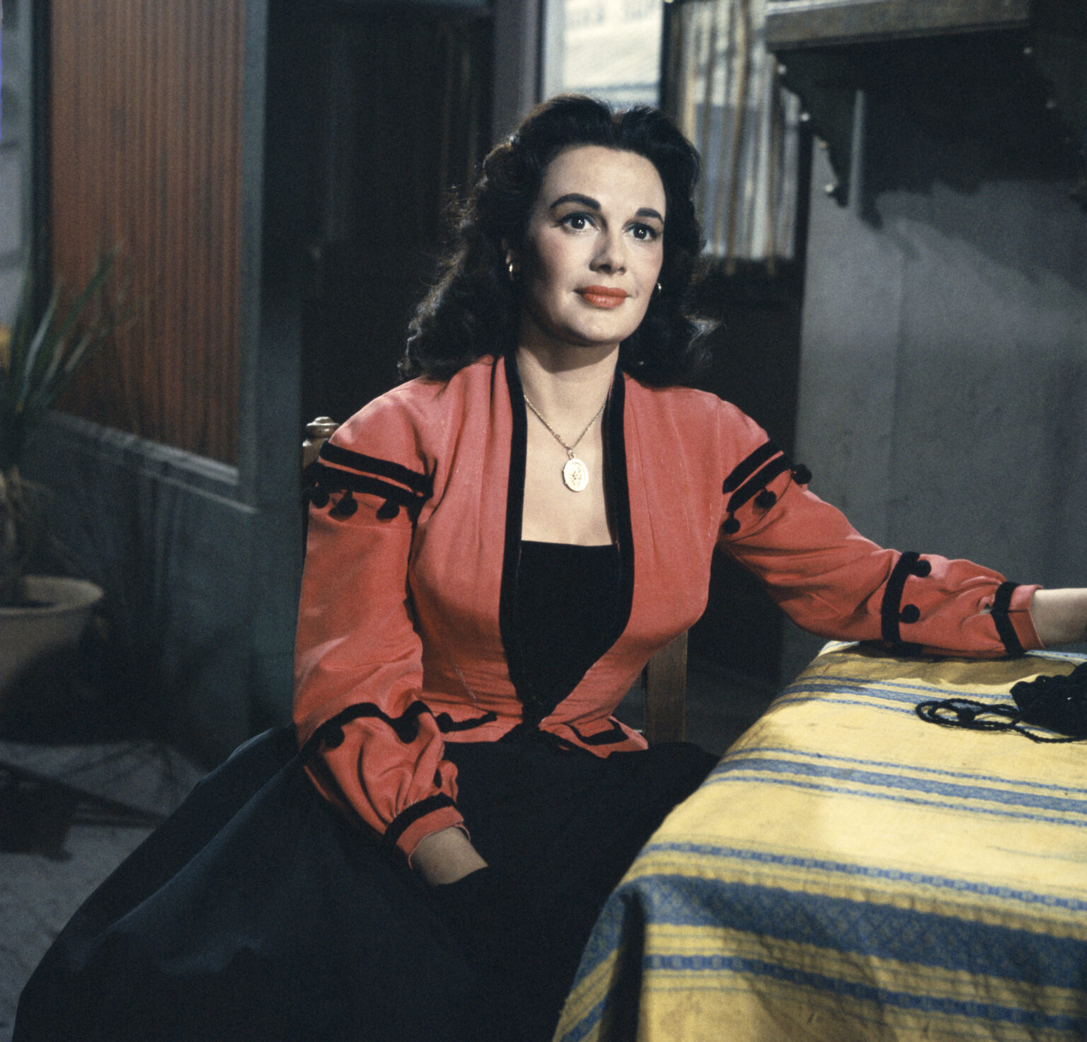 20 of the Hottest Bombshells That Guest Starred on 'Bonanza'