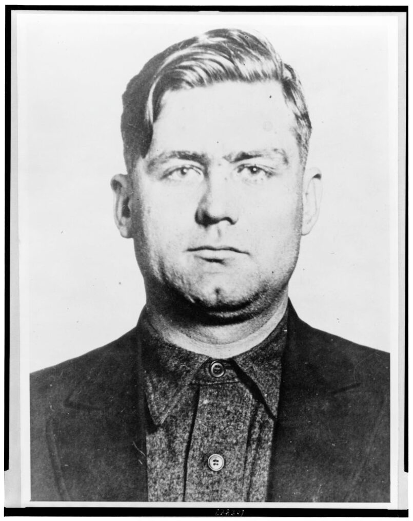 In 1929, Valentine's Day Was Associated with Violence, Not Love & Romance