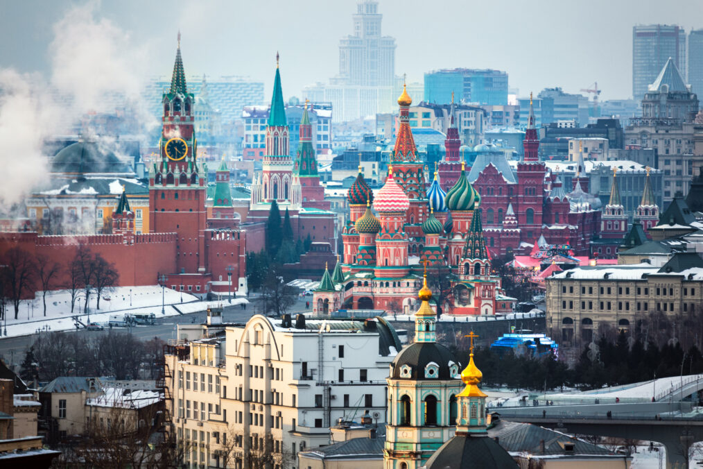 'A Gentleman in Moscow:' Ewan McGregor Takes Viewers to Post-Revolution ...