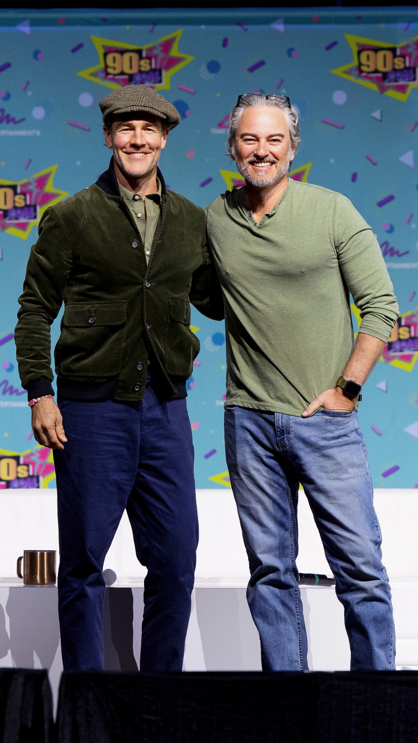 '90s Con: Long-Awaited Apologies, Standing Ovations, & Spicy Texts from ...