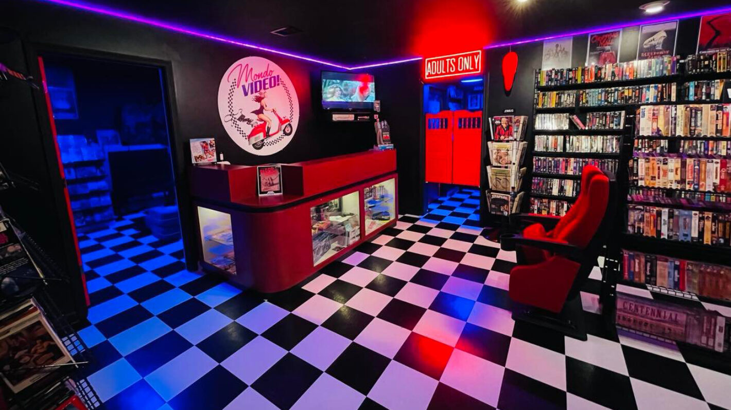 Collectibles - Remind Magazine