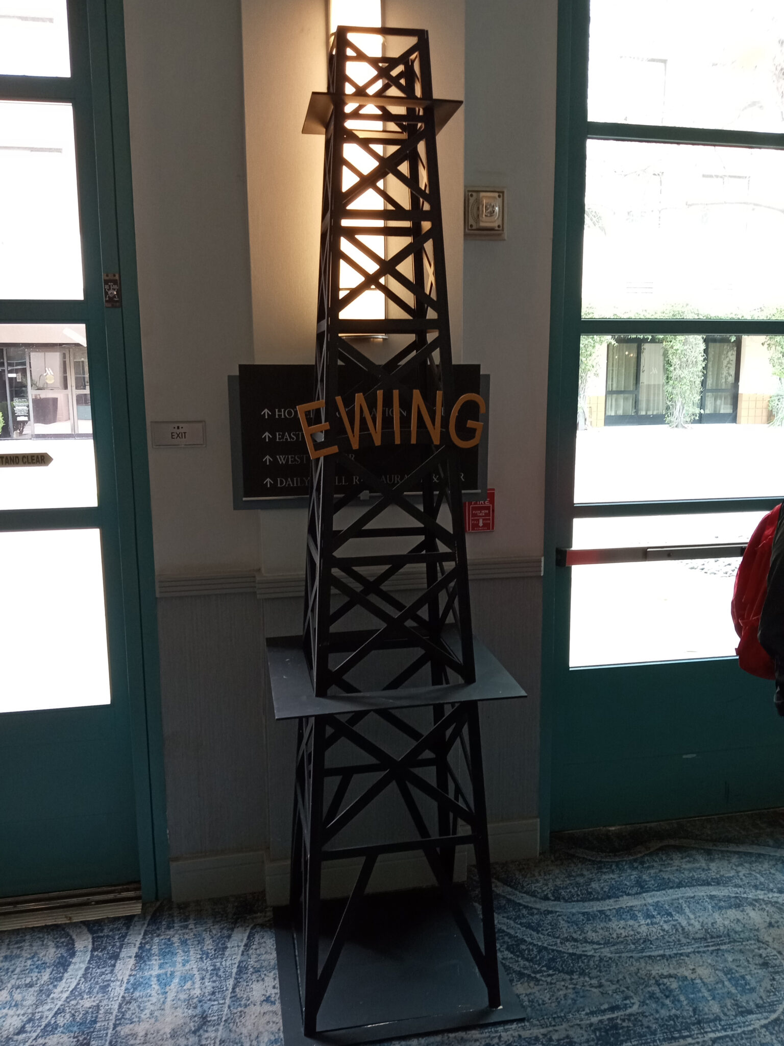 Dallas Cast Reunion at Hollywood Show Was Largest Ever (Photos)