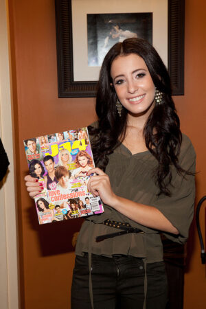 J-14 Magazine Returns to Print This August