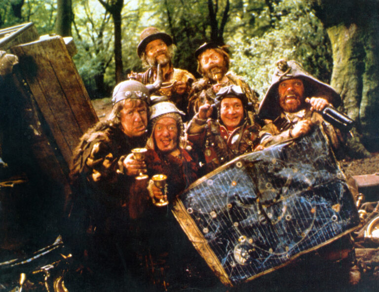 Find Out Which 'Friends' Actor Stars in the New Reboot of 1981 Fantasy ...