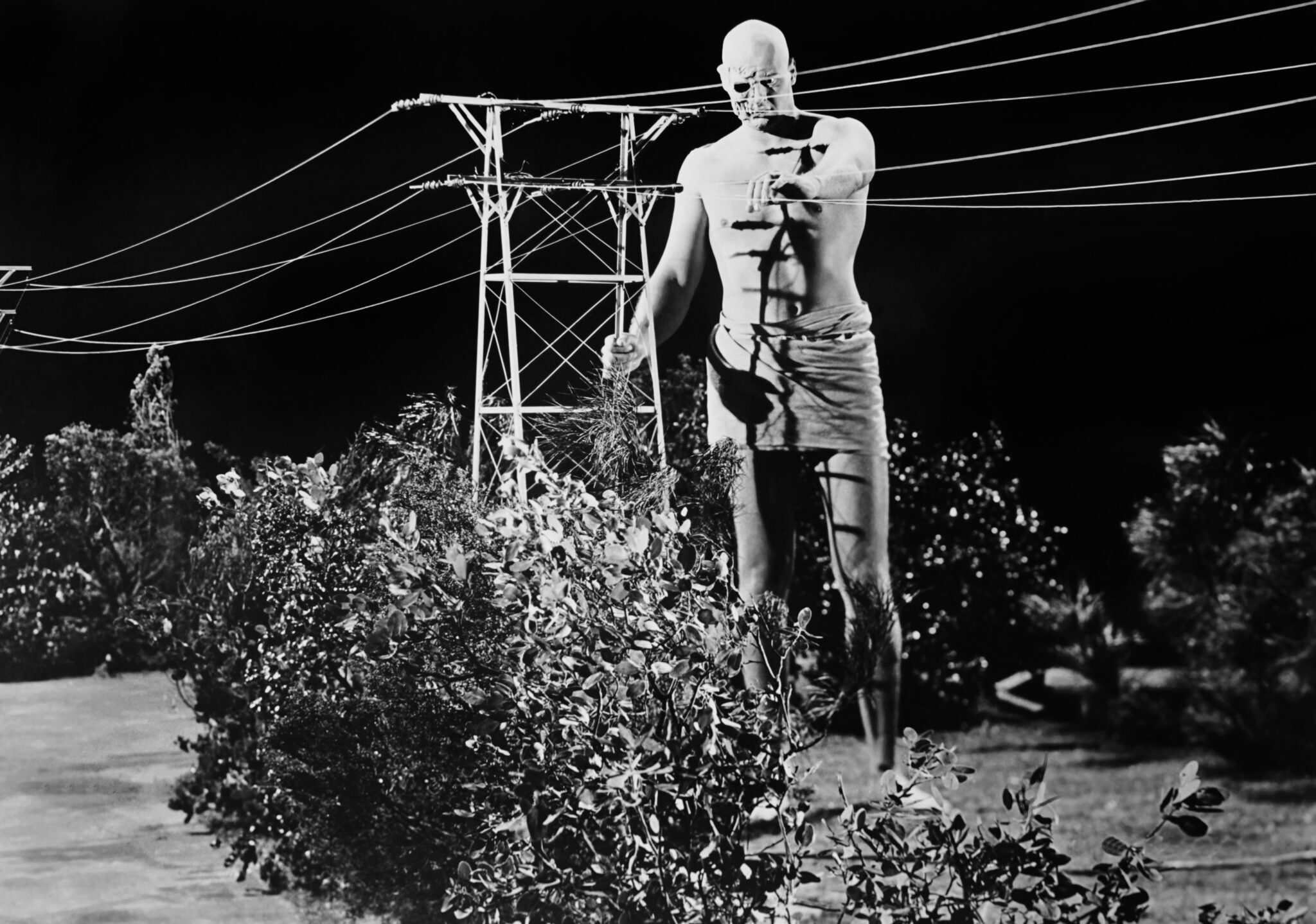 Svengoolie's MeTV Pick for Aug. 31: 'War of the Colossal Beast'