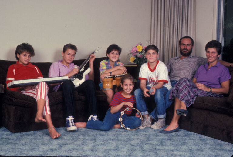 Who Are 'Joker' Star Joaquin Phoenix's Siblings?
