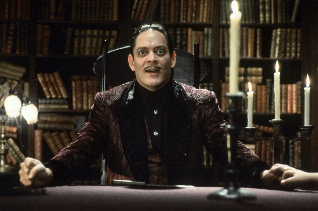 1991's 'Addams Family' Cast Christopher Lloyd, Anjelica Huston ...