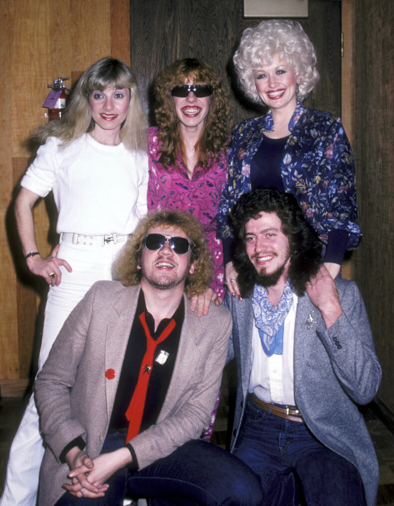 Who Are Dolly Parton's Siblings?