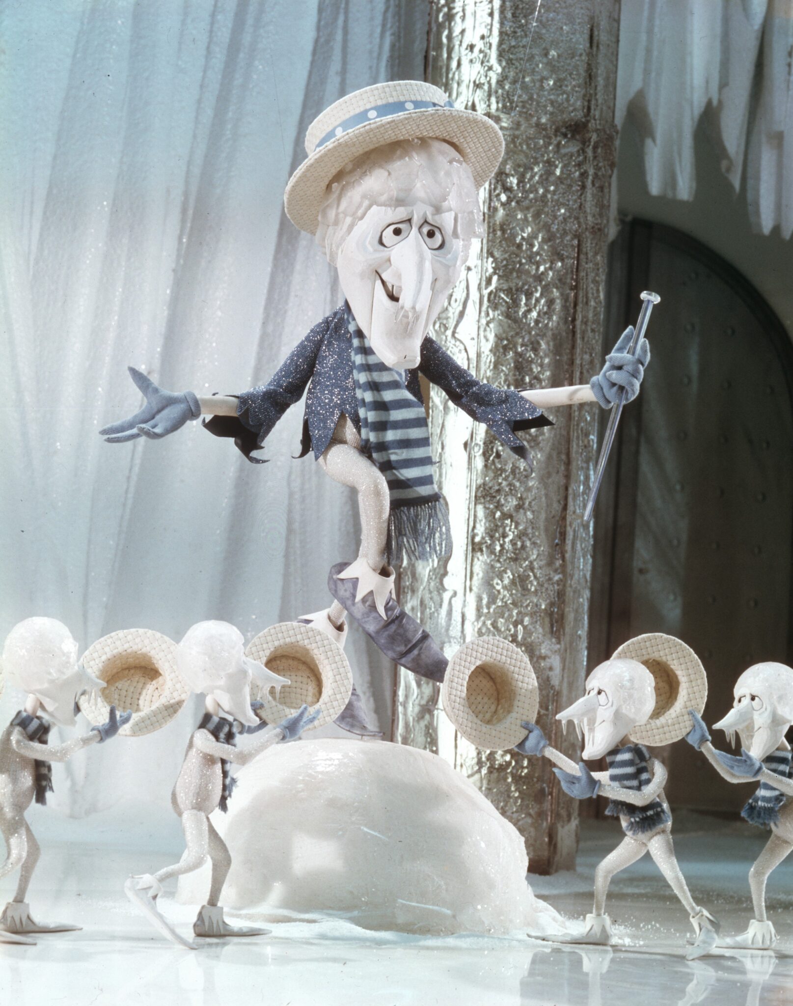 'The Year Without a Santa Claus' With Heat Miser and Snow Miser Turns ...