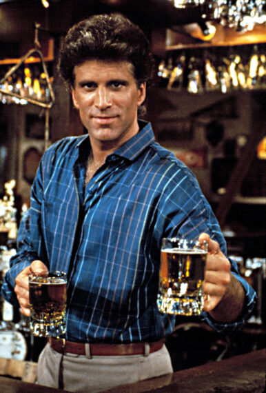 George Wendt Died on the 32nd Anniversary of the 'Cheers' Finale: Facts ...
