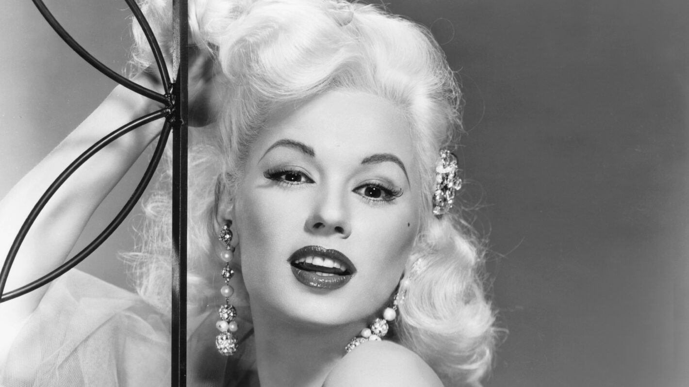 Get to Know '50s Blonde Bombshell Mamie Van Doren