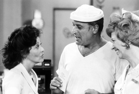 10 Things You Didn't Know About 'Alice' TV Show Starring Linda Lavin