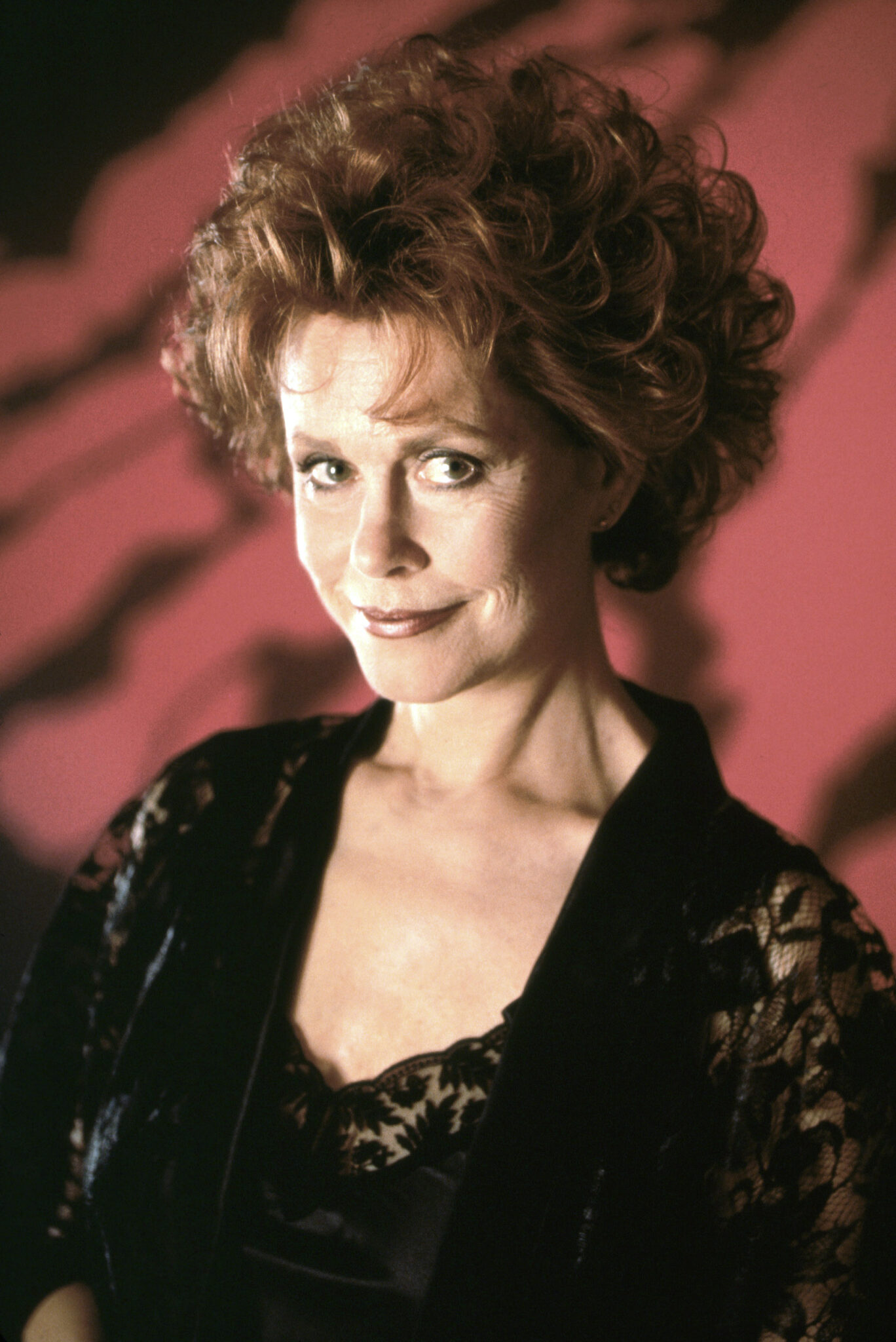 What Roles Did Elizabeth Montgomery Play Besides Samatha Stephens on ...