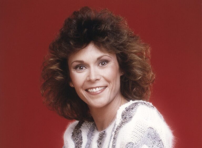 Who Is Still Alive From the Cast of ‘Scarecrow & Mrs. King’?