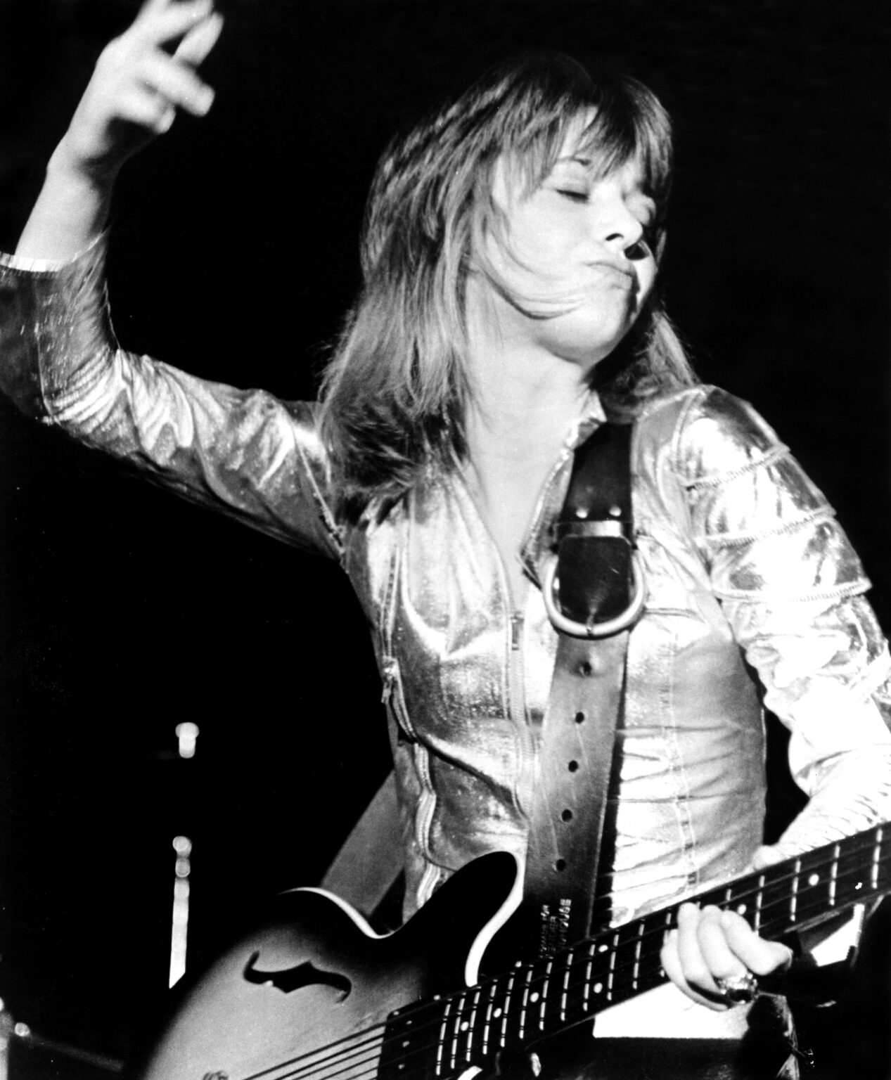 Suzi Quatro Left 'Really Scared' After Violent Fan Encounter: 'I Was ...