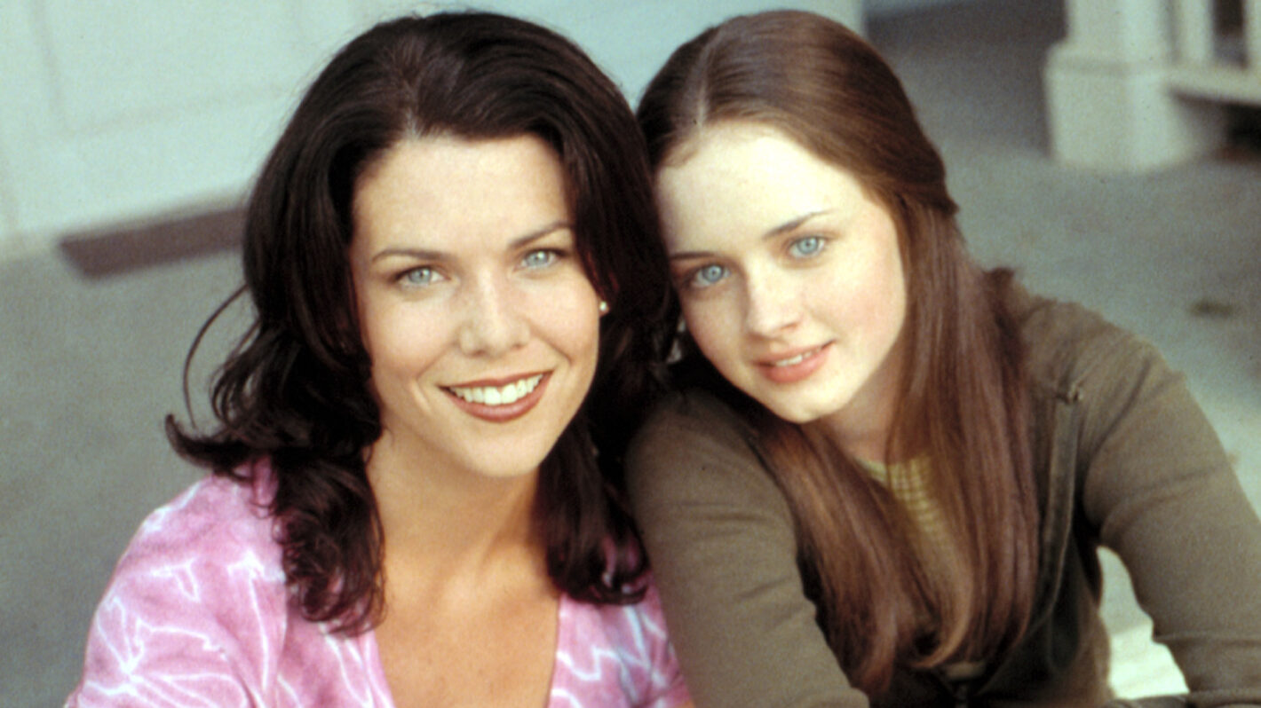 'Gilmore Girls' Official Soundtrack Releases 25 Years After Show's Premiere