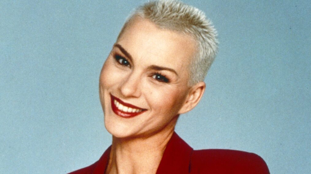 '90s Fitness Guru Susan Powter Delivers for Uber Eats After Bankruptcy