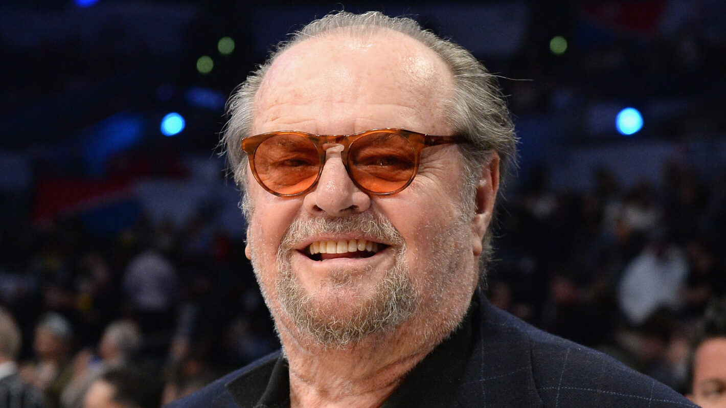 Jack Nicholson Appears in Rare Photo With His Kids for Thanksgiving