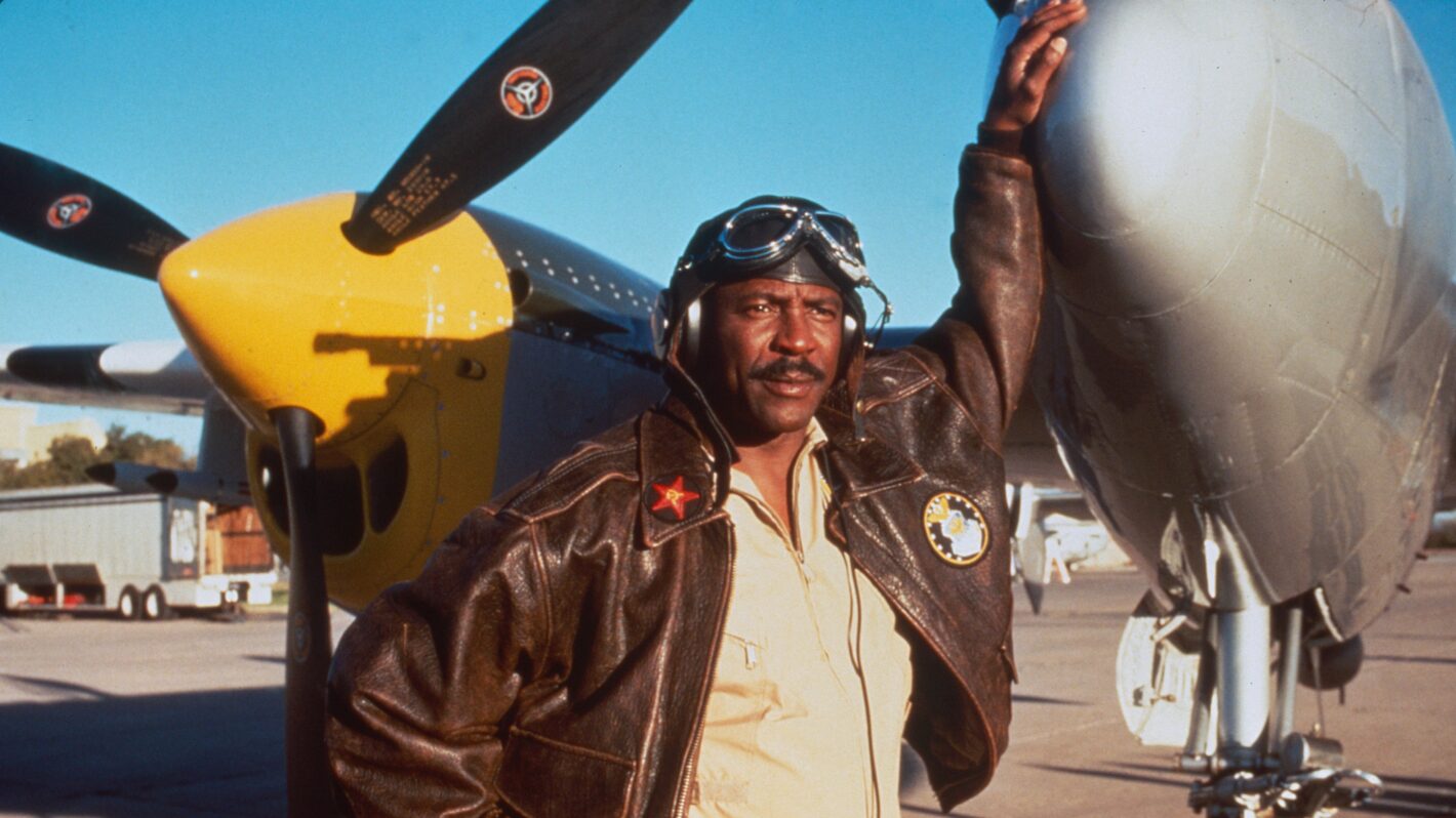 This 1986 Fighter Jet Movie Premiered Four Months Before 'Top Gun'